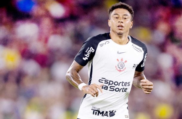 Lingard viaja à Inglaterra e desfalca o Corinthians contra o Grêmio