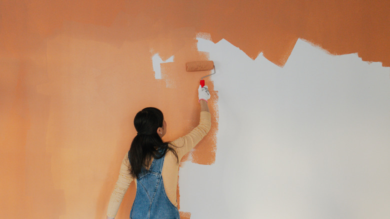 Accent wall colors you'll regret choosing (and timeless alternatives to ...