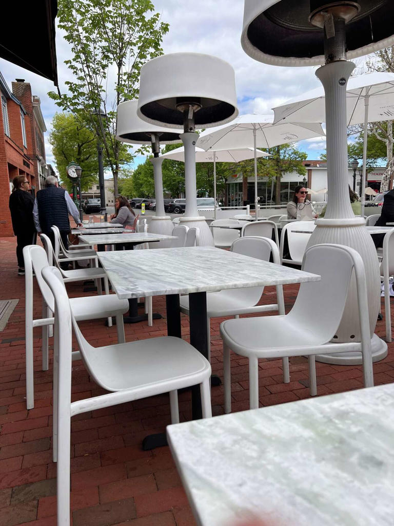 Review: Burger and more shines at Elm in New Canaan
