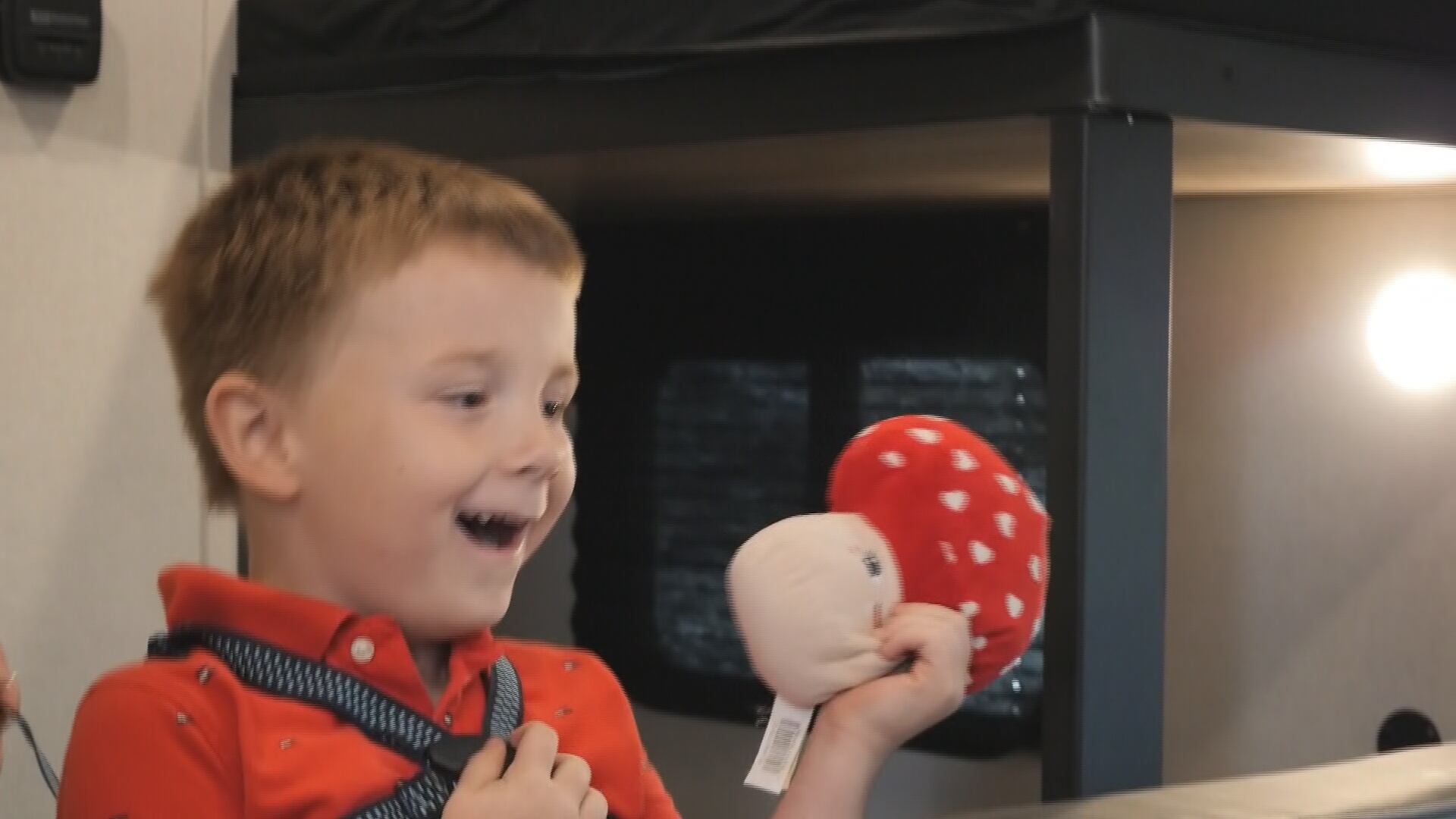 Make-A-Wish Georgia gifts camper to local 5-year-old cancer survivor