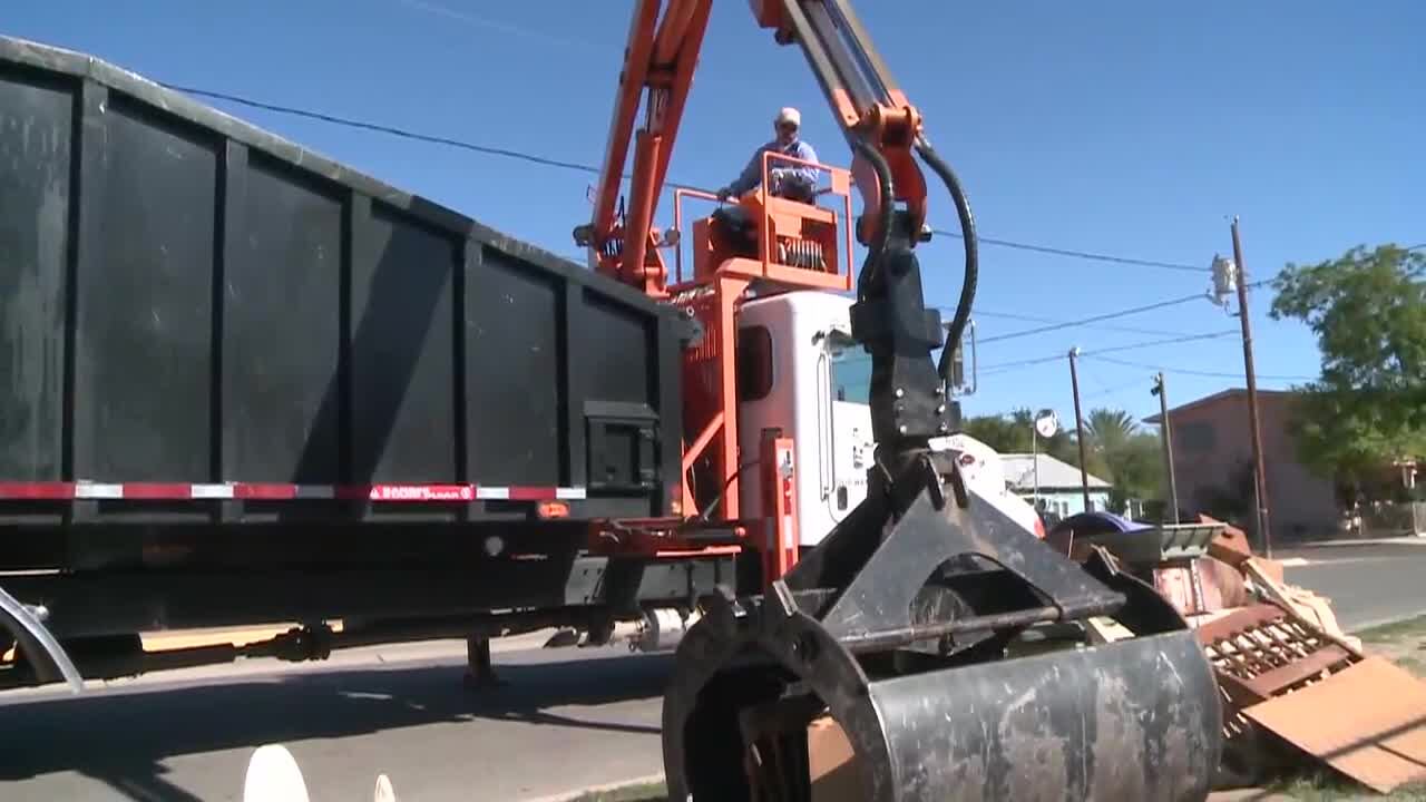 Laredo considers turning scrap metal into public art