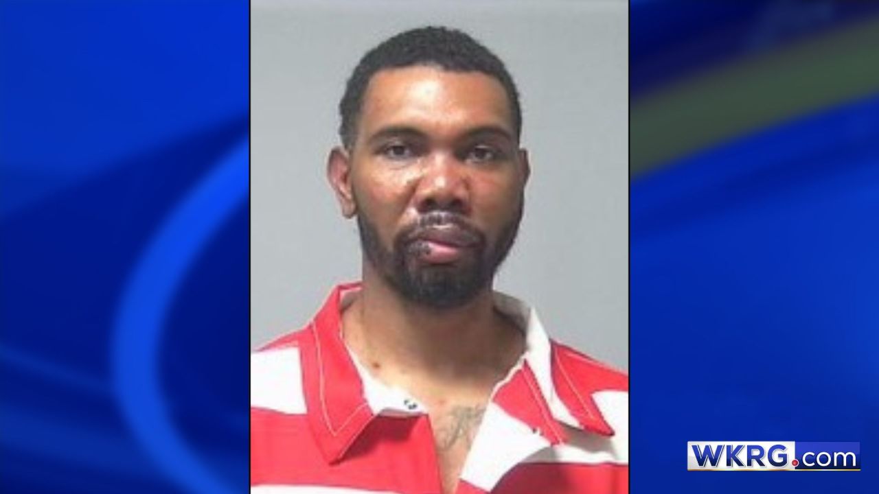 Mobile murder suspect’s mom turned him in, testimony reveals