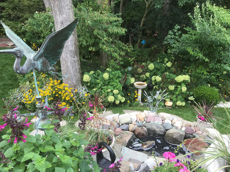 Welcome mat: Homestyle's garden photo contest is ready for 2026