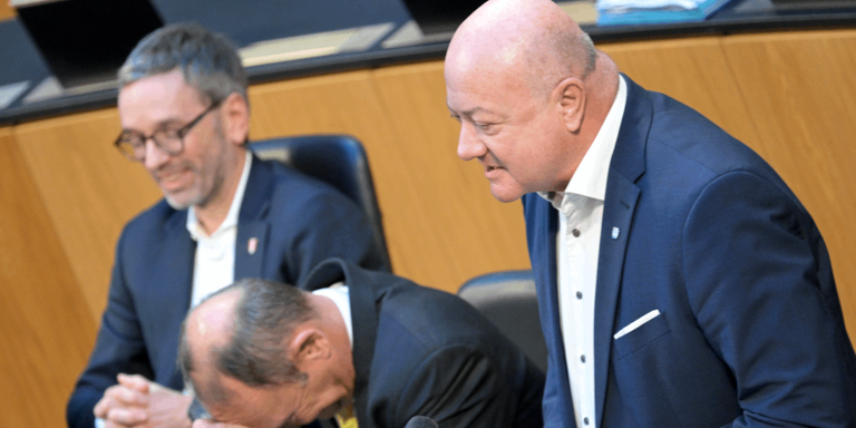 Kanzlerfrage: Stocker holt auf - Kickl bleibt aber meilenweit vorne