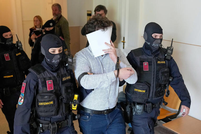15 Jahre Haft für Beran A., zwölf Jahre Haft für Arda K.