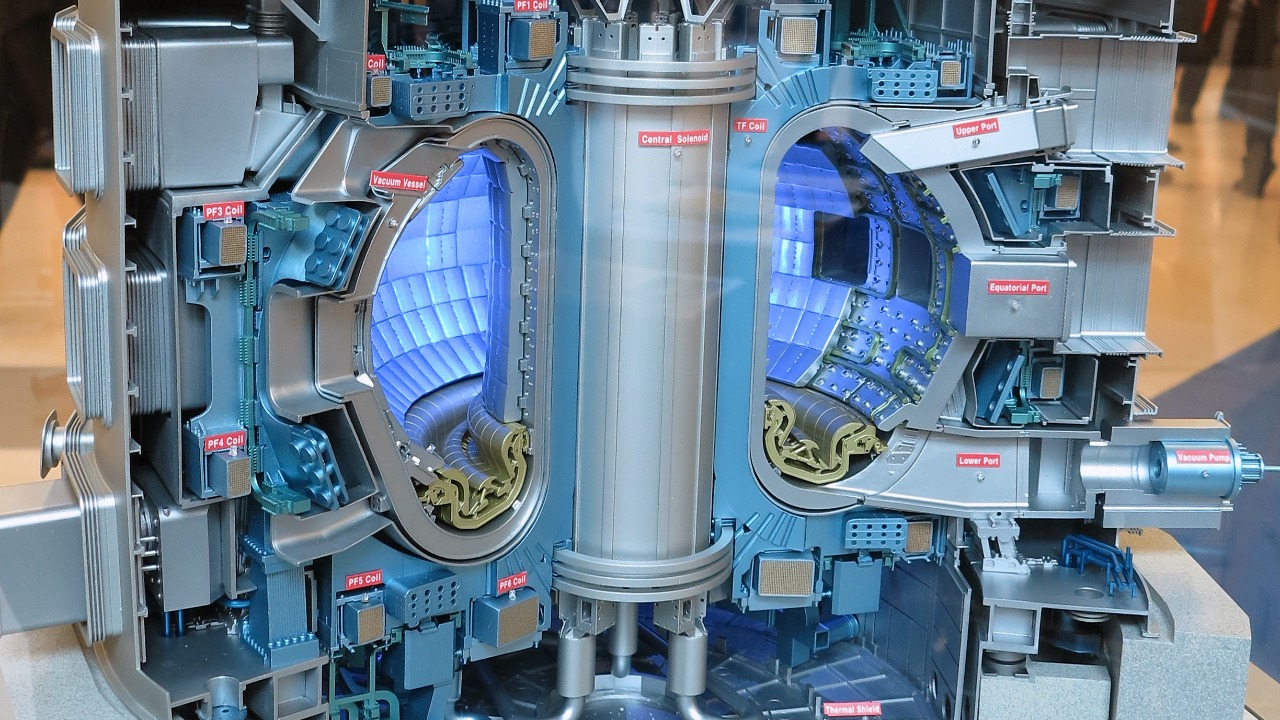 ITER’s 1,000-ton central solenoid — the magnet powerful enough to lift ...