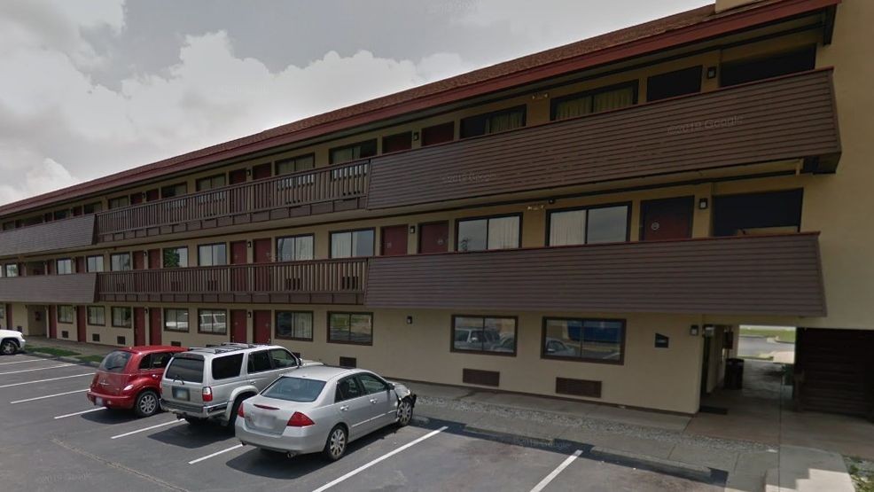 2 injured in stabbing at Greater Cincinnati motel