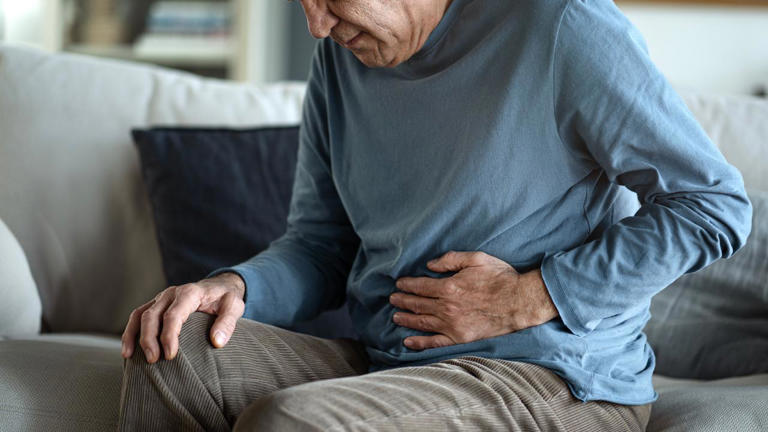 Câncer de intestino: 7 sintomas silenciosos que merecem atenção