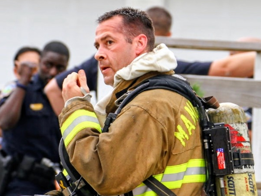 Respected MFD firefighter retires after decorated 25-year career