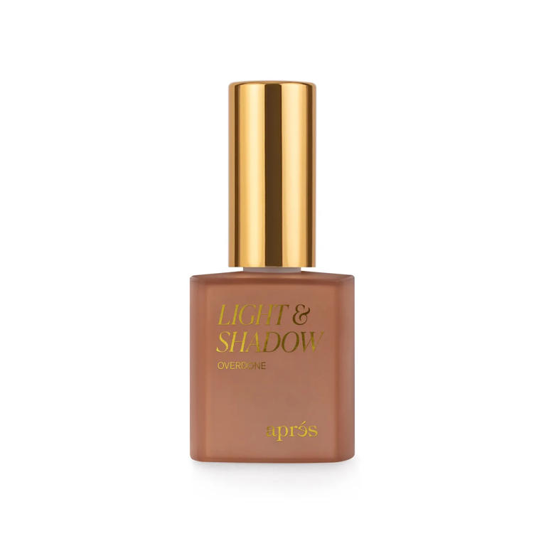 Jennifer Lopez's cinnamon bronze nails look just as luxurious as they sound