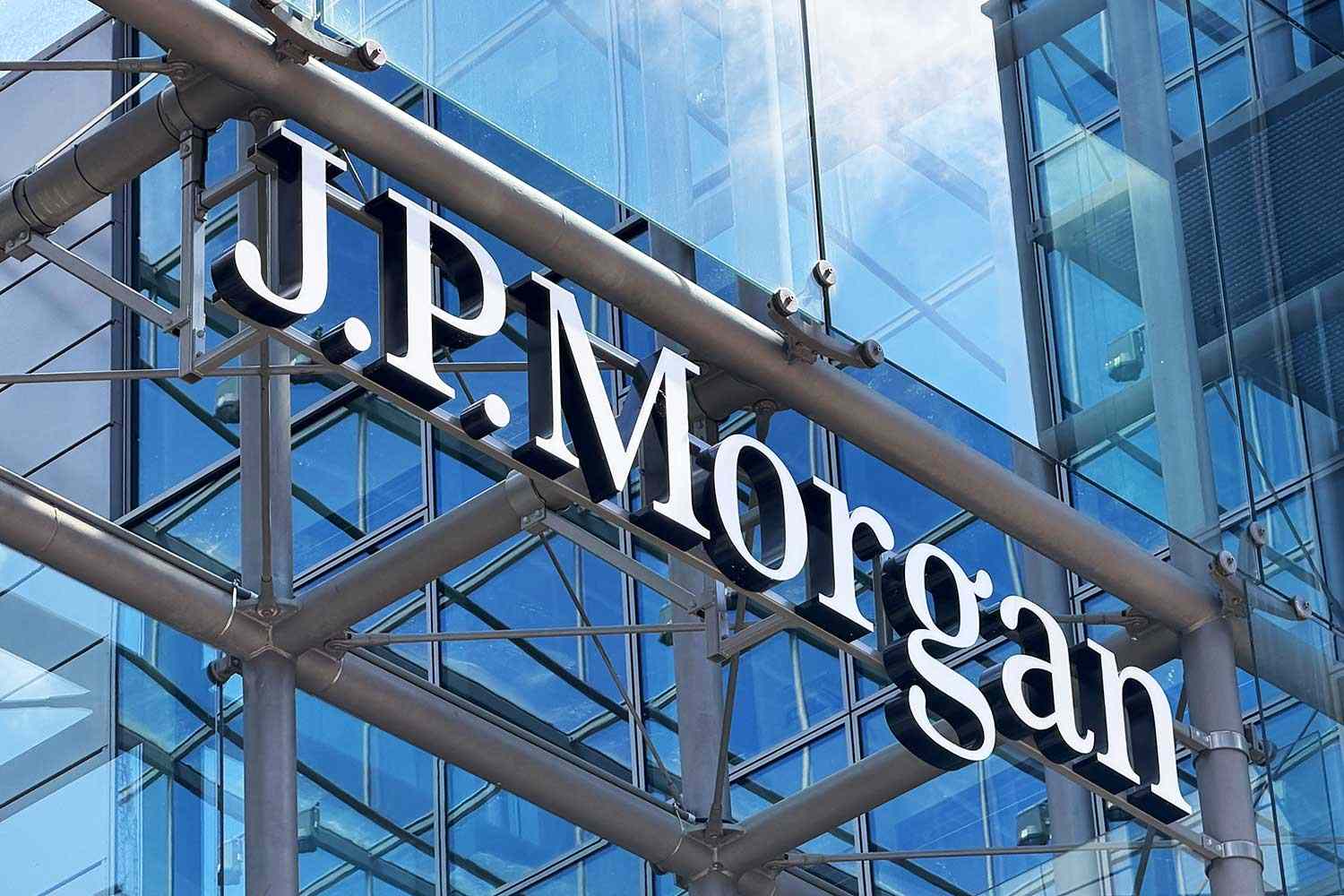 Anonymous accuser in graphic sex harassment lawsuit against JPMorgan ...