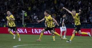 Tak kibice wspierali Wieczystą Kraków w walce o awans do ekstraklasy ...