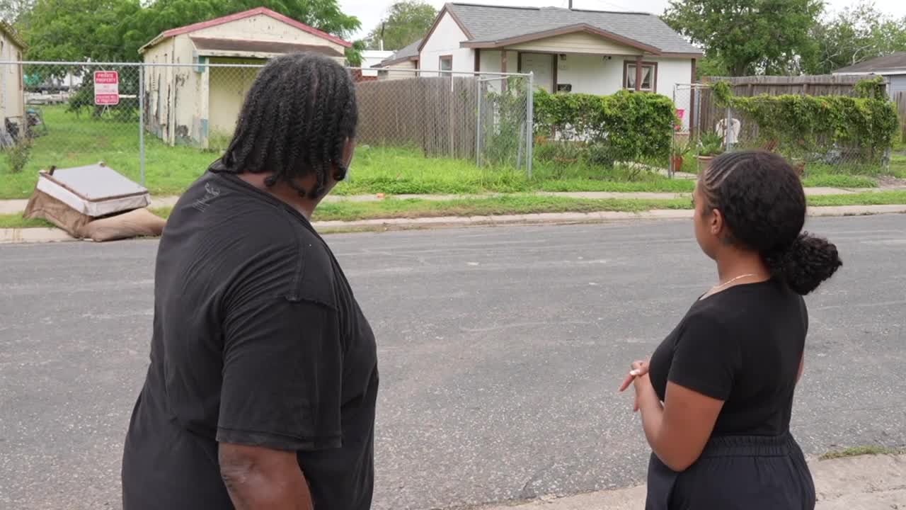 Westside Molina neighborhood residents left without power for over 24 ...