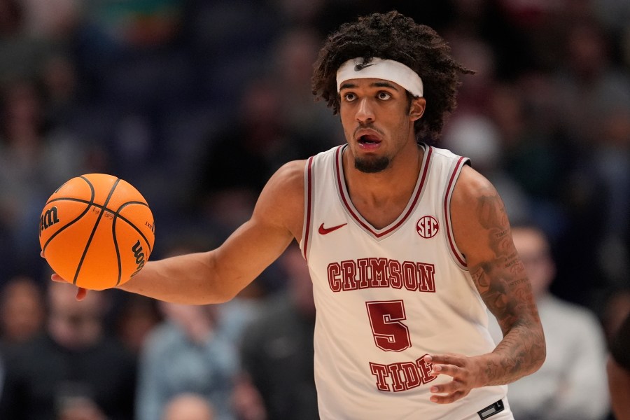 Amari Allen announces intentions to return to Alabama basketball