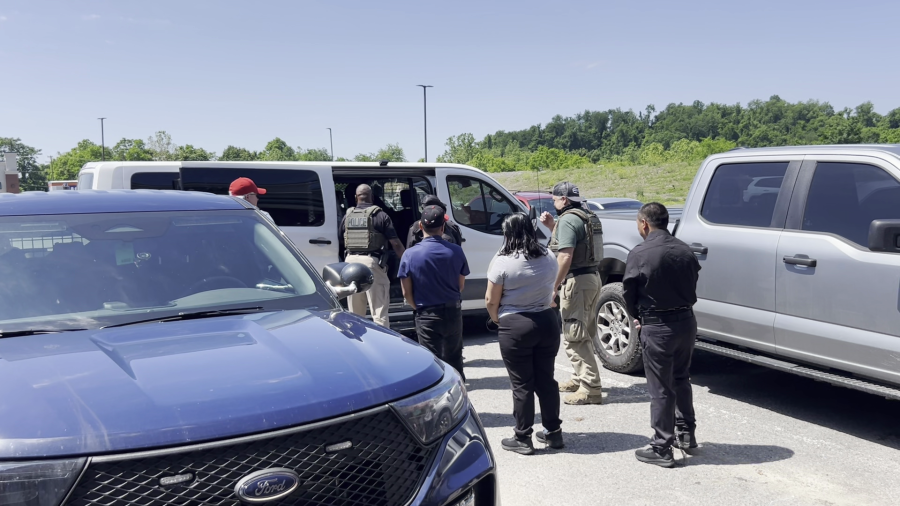 ICE arrests several people at West Virginia Mexican restaurant