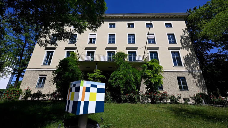 Yad Vashem chooses Germany for first overseas education centers