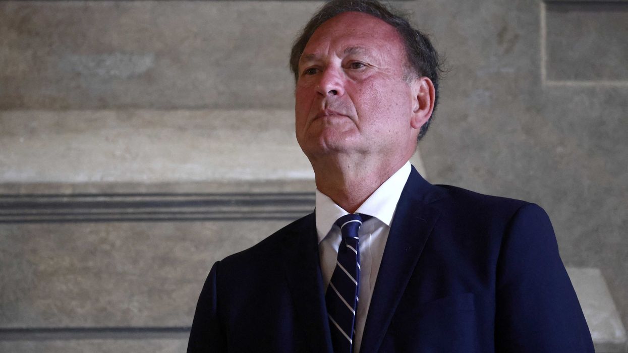 Supreme Court Justice Samuel Alito's son secretly works for Trump's ...