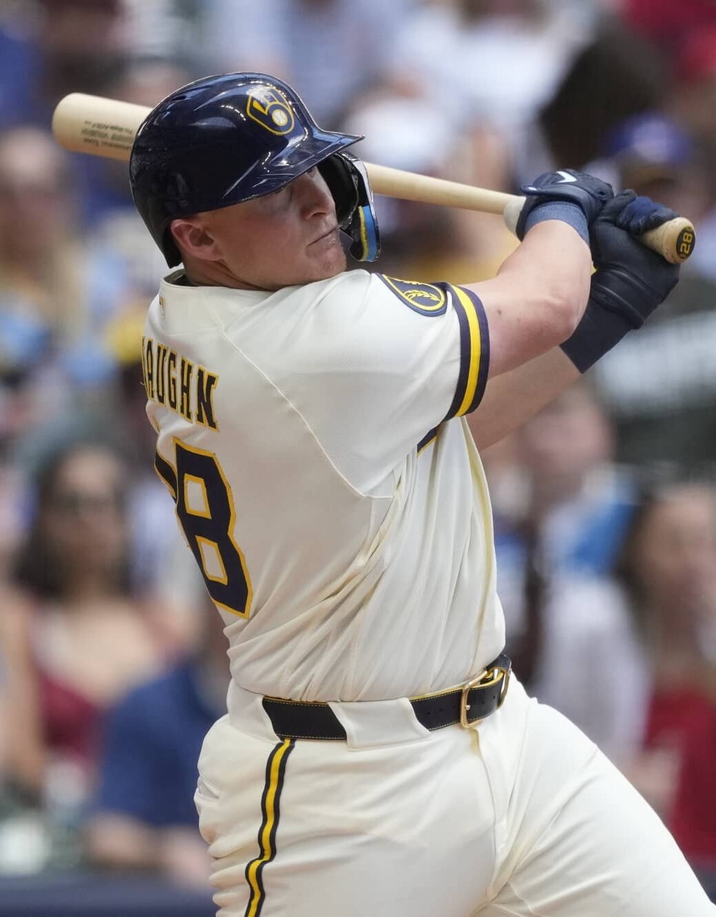 Milwaukee Brewers: Pat Murphy expresses admiration for 1B Andrew Vaughn