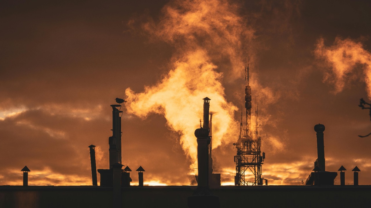 Federal regulators just finalized a crackdown on methane leaks from US ...