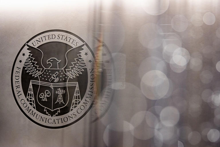 FCC returns ABC TV licenses to original dates after mixup
