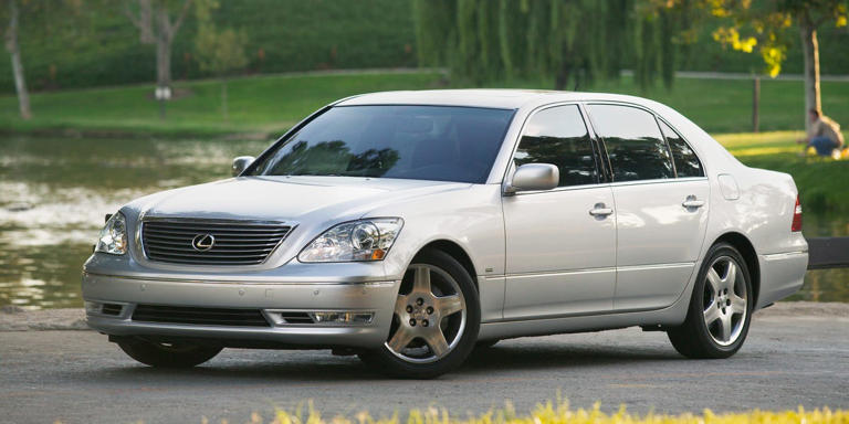 This Wisconsin dealer has a truly niche business: Selling the 2004-2006 ...