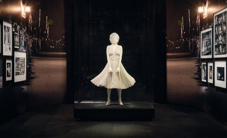 MARILYN MONROE: HOLLYWOOD ICON, LA