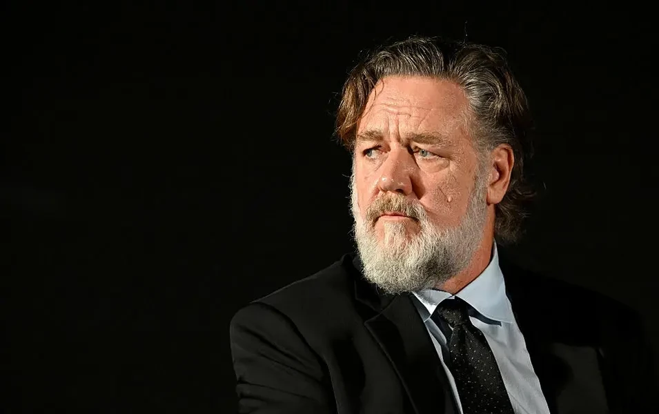 Celebrities juggle thrill, fame and personal boundaries