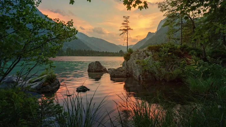 Mapping the megalakes: The 10 largest waters on Earth