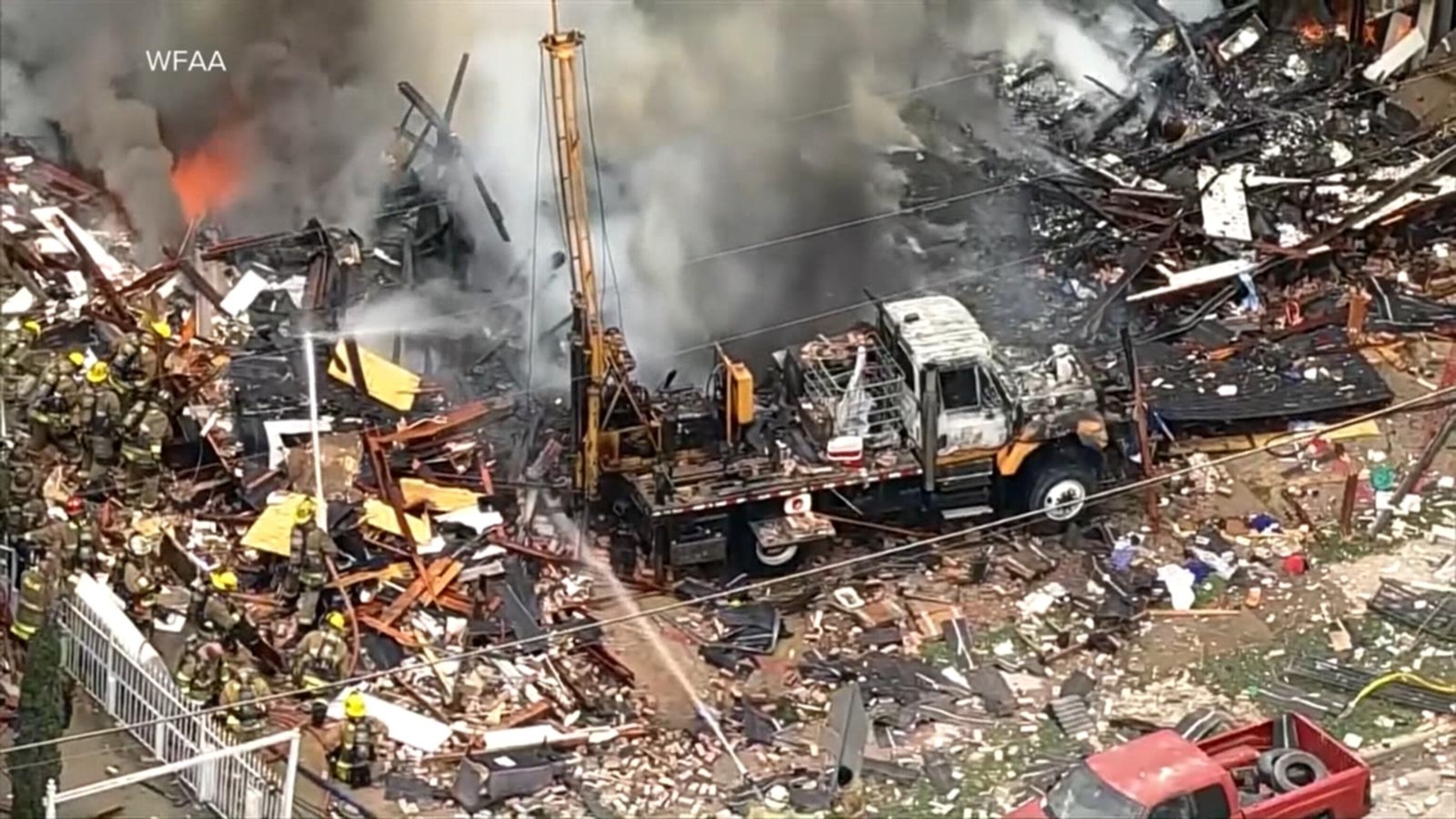 Massive blast levels Dallas apartment complex after reported gas leak