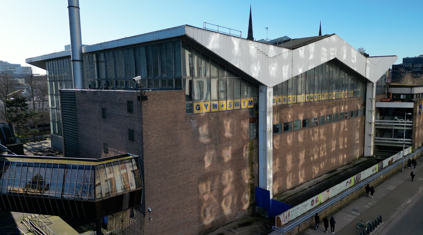 Swimming baths demolition to go ahead