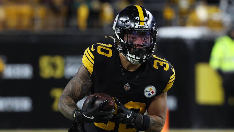 Steelers' Jaylen Warren shares new playing weight