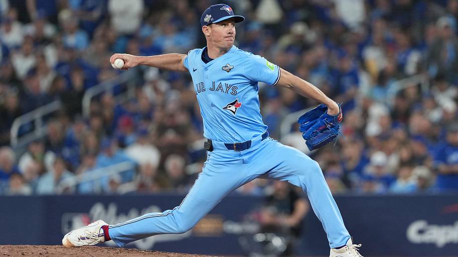 Former Blue Jays star Chris Bassitt suddenly standing in Toronto’s way