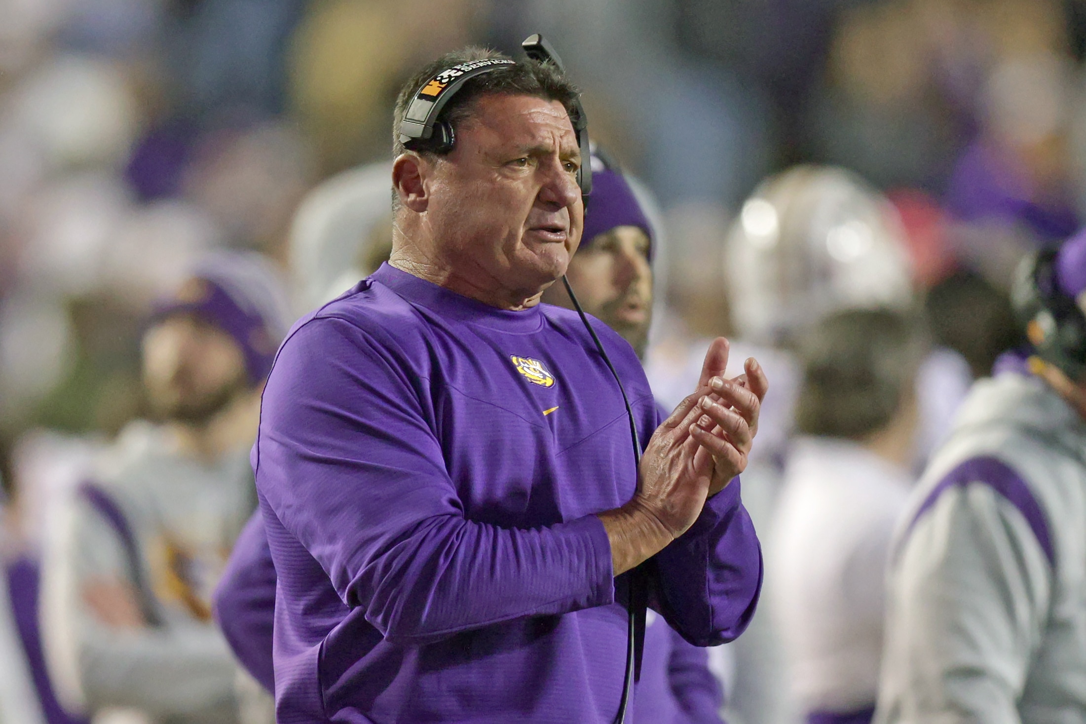 One call away: Lane Kiffin brings back Tigers fan favorite coach to LSU