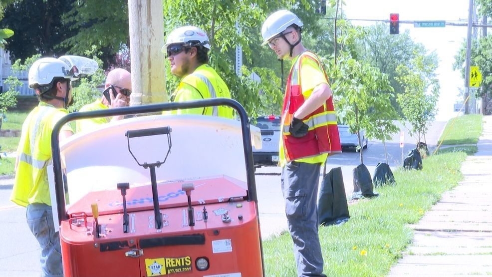 City of Cedar Rapids uses 'potholing' to identify lead pipes