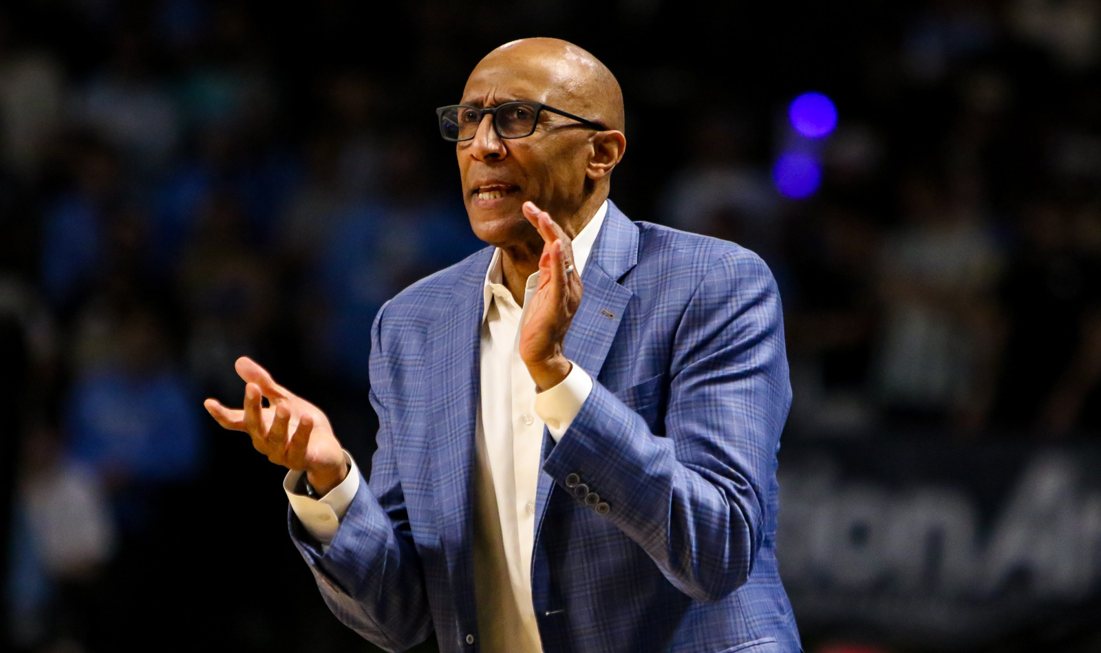 UCF extends Johnny Dawkins through 2028-29 season