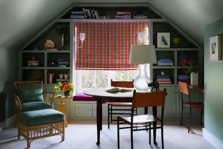 Why everyone wants an analog room right now—and how to design your own