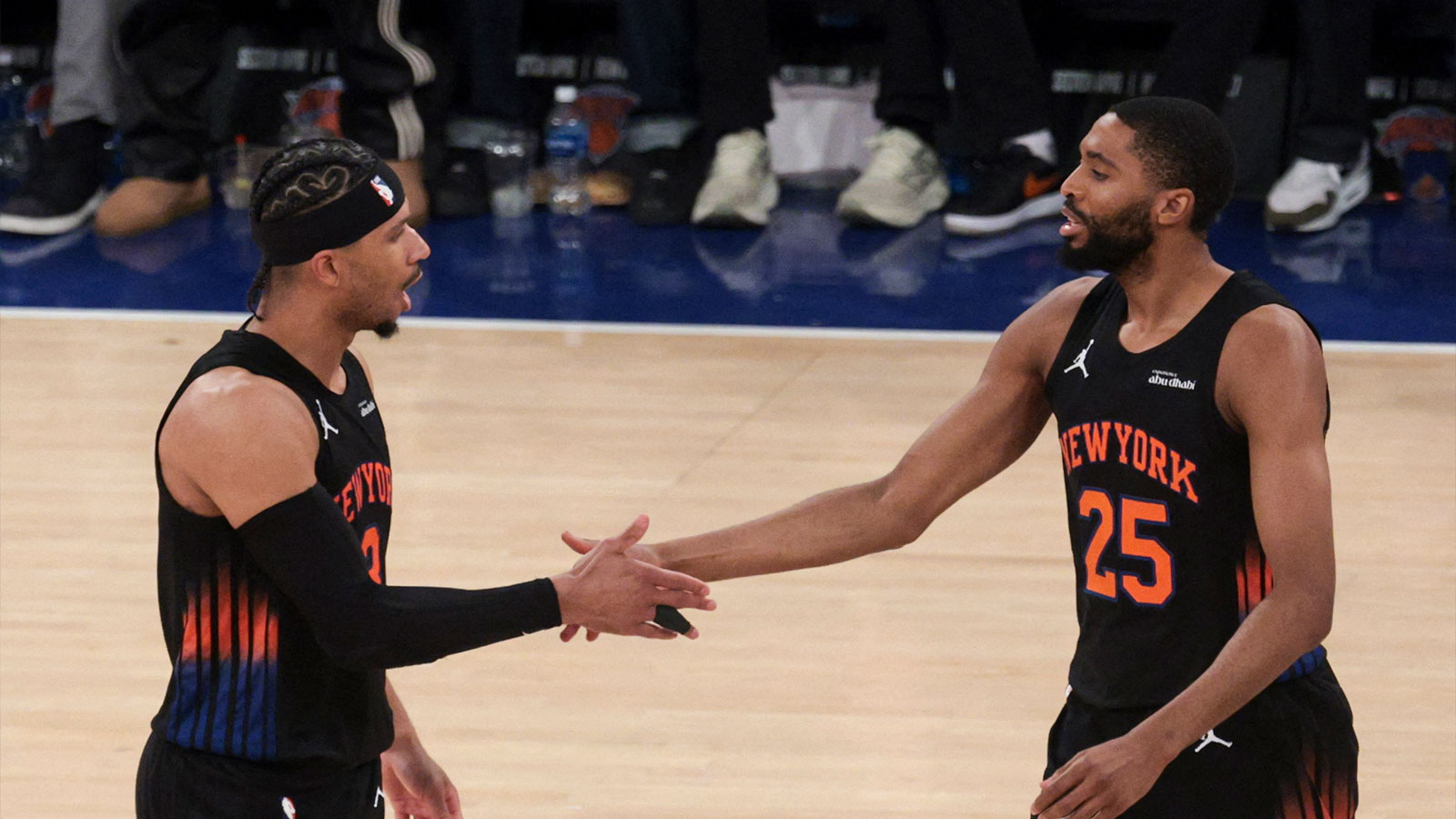 Knicks Mikal Bridges’ sage advice to teammates on dealing with NBA ...
