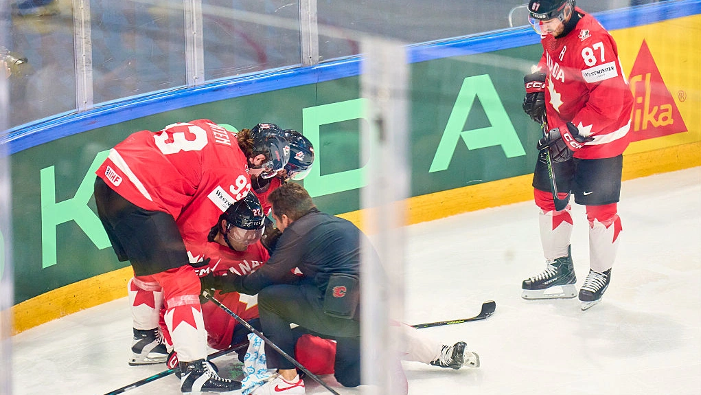 Oilers’ Bouchard knocked out by high hit at Worlds