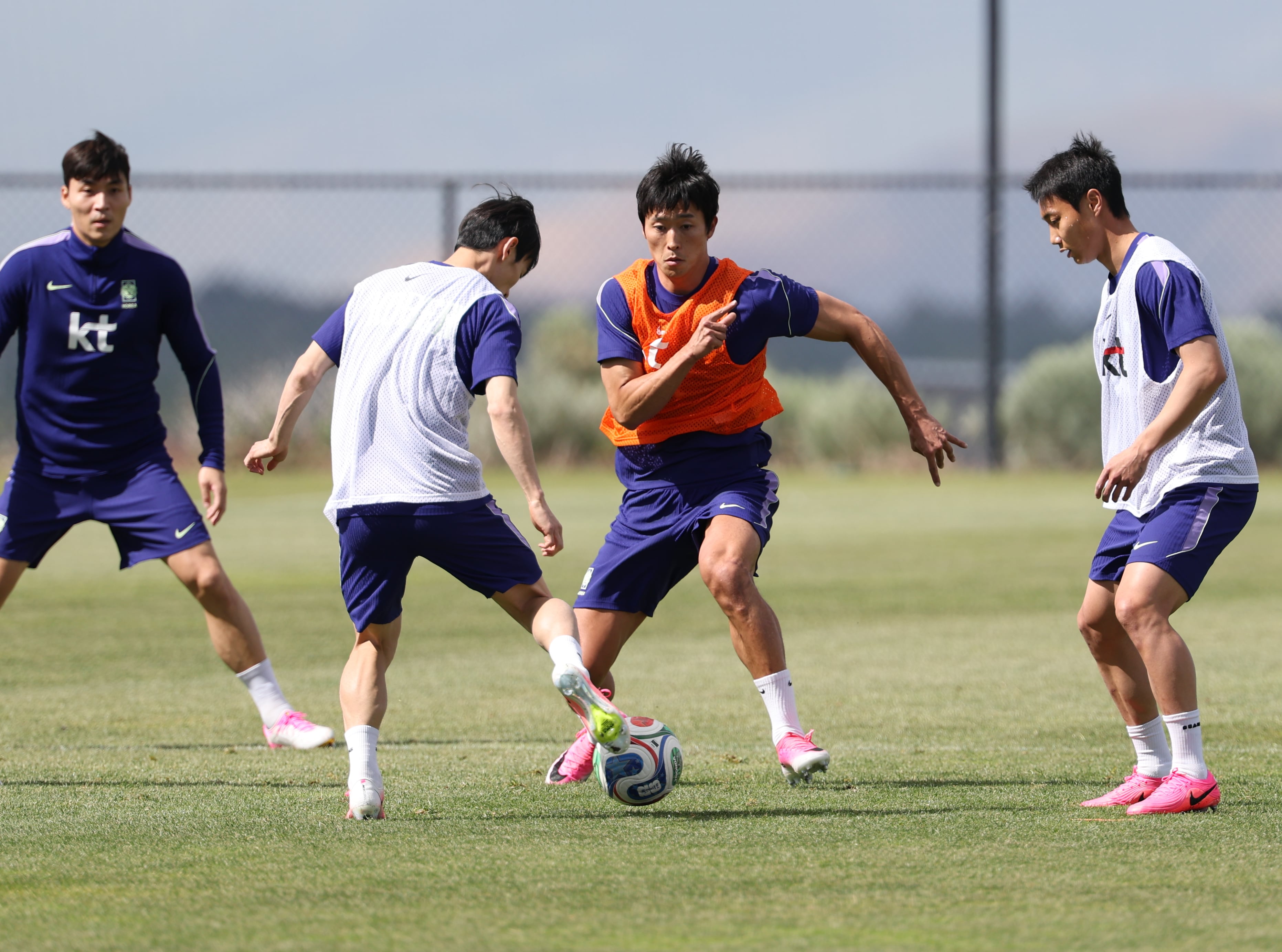 Cho Gue-sung Targets World Cup Feet Goals After Qatar Headers