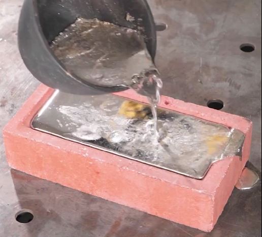 Can he transform a brick into a clever DIY fanny pack?