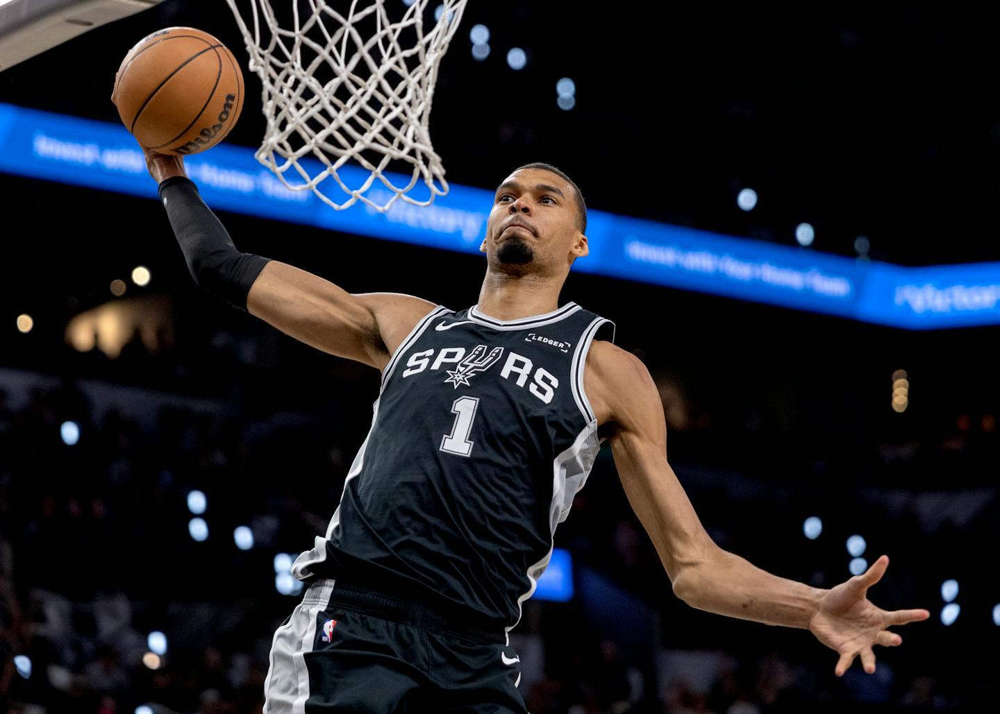 Reusse: Timberwolves TV analyst Jim Petersen believes Spurs star Victor ...