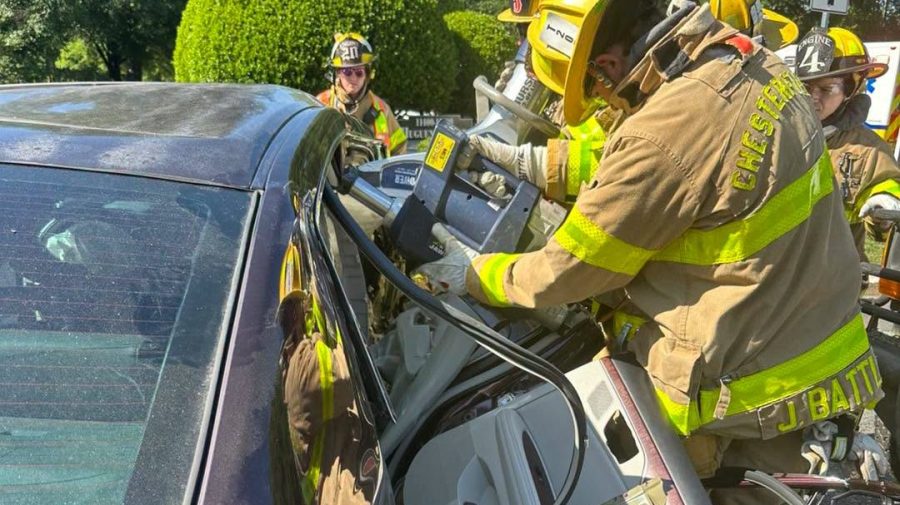 Photos: Serious crash causing backups in Chesterfield