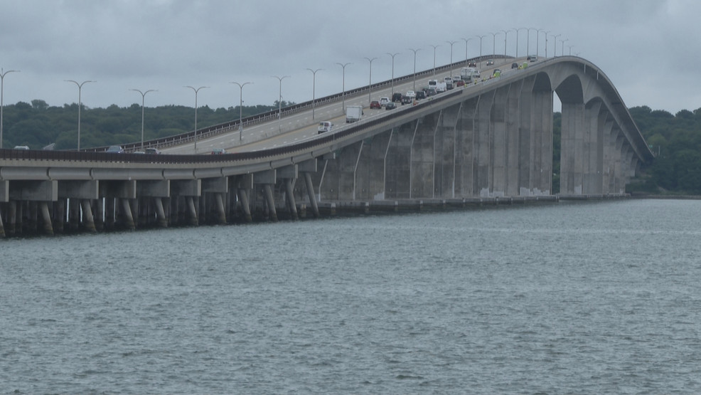 Night work shift aims to ease traffic, bumps on Jamestown Verrazzano Bridge