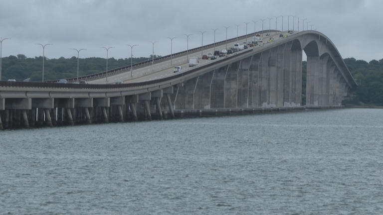 Night work shift aims to ease traffic, bumps on Jamestown Verrazzano Bridge