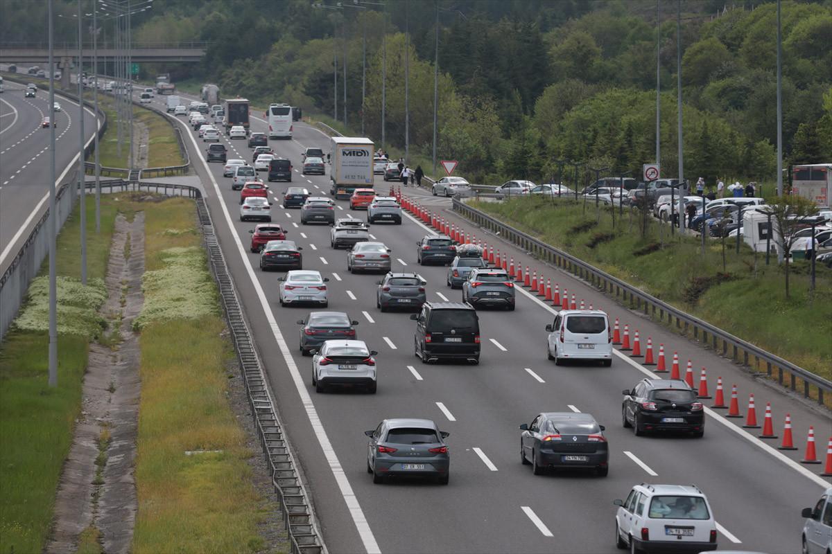Bolu'daki yollar TIR, kamyon ve tanker geçişlerine kapatılacak