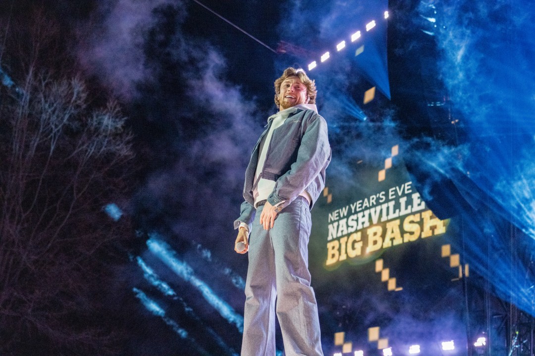 Multi-platinum country artist concert set during Kaulig Companies ...