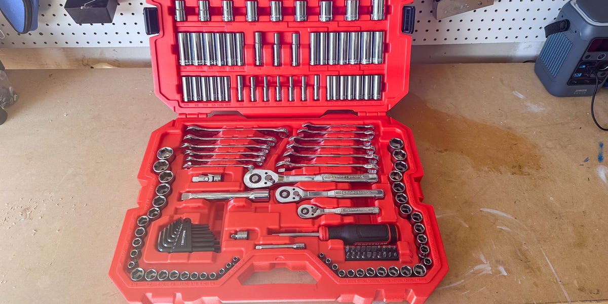Home mechanics would be hard-pressed to find a nut, bolt, or screw they ...