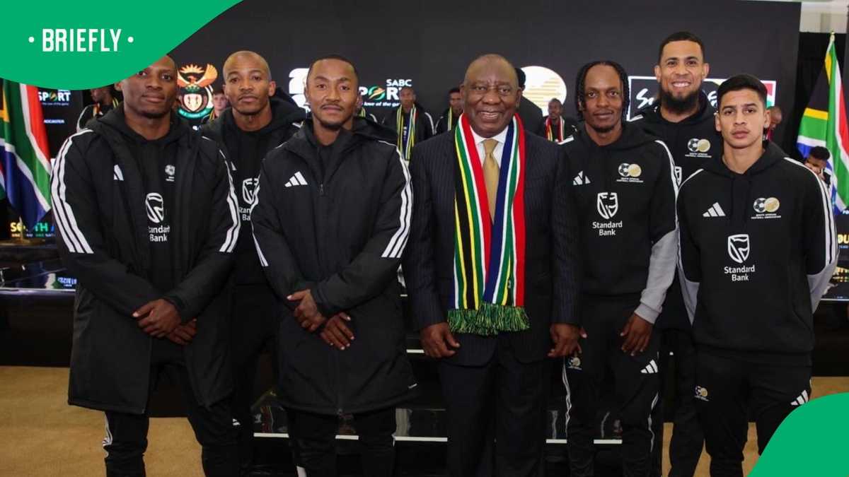 Ramaphosa consoles heartbroken Bafana stars after World Cup axe: "Your ...