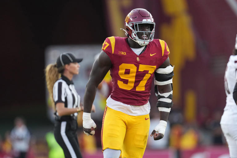 Jide Abasiri, Jahkeem Stewart named to Lott IMPACT Trophy watch list