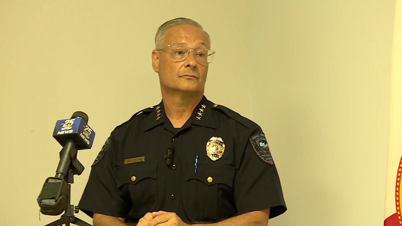 Decomposed body found in wooded area was suspect in Vero Beach library ...